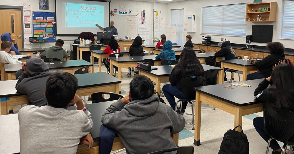 Live Feed | Burgaw Middle School